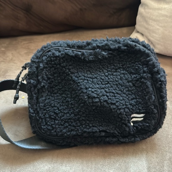 Fabletics | Bags | Fabletics Teddy Belt Bag | Poshmark